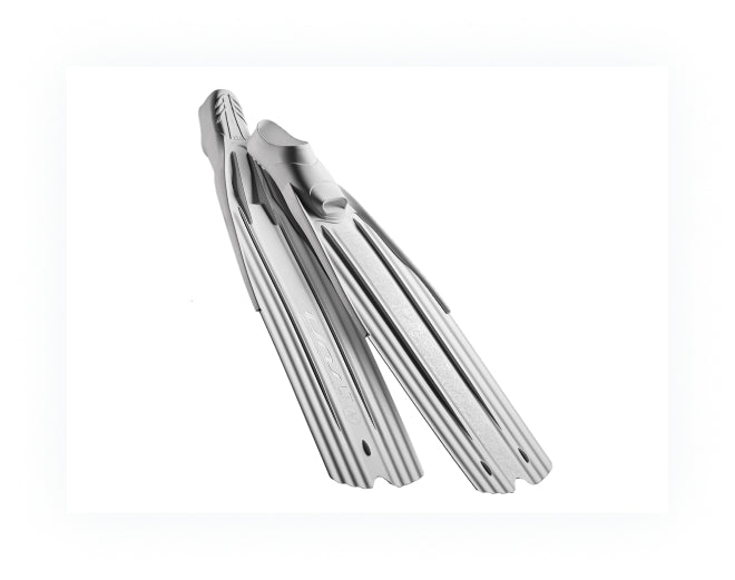 The natural evolution of the long fins. – Evolve Apnea